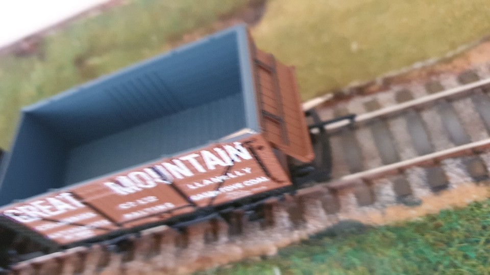 HORNBY Tipper Coal WORKING END DOOR OO Gauge Great Mountain Collieries ...