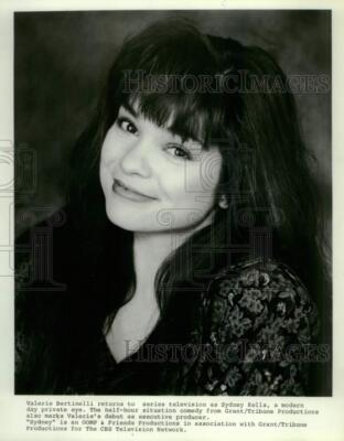 Press Photo Valerie Bertinelli stars in the CBS Television Series ...