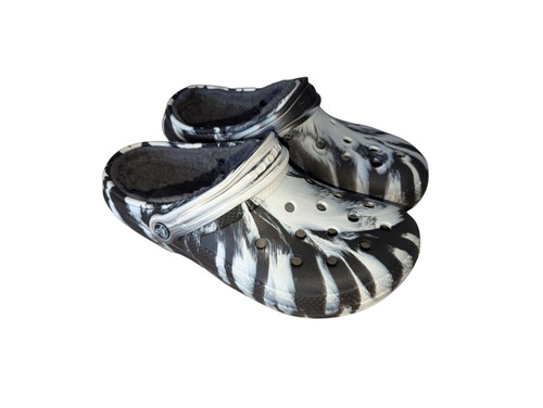 Crocs Womens 9 Mens 7 Clogs Zebra Striped Black White Fleece Lined ...