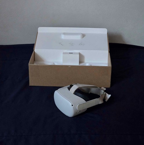 Meta Oculus Quest 2 128GB (Headset Only, Broken Charger, Damaged Strap ...
