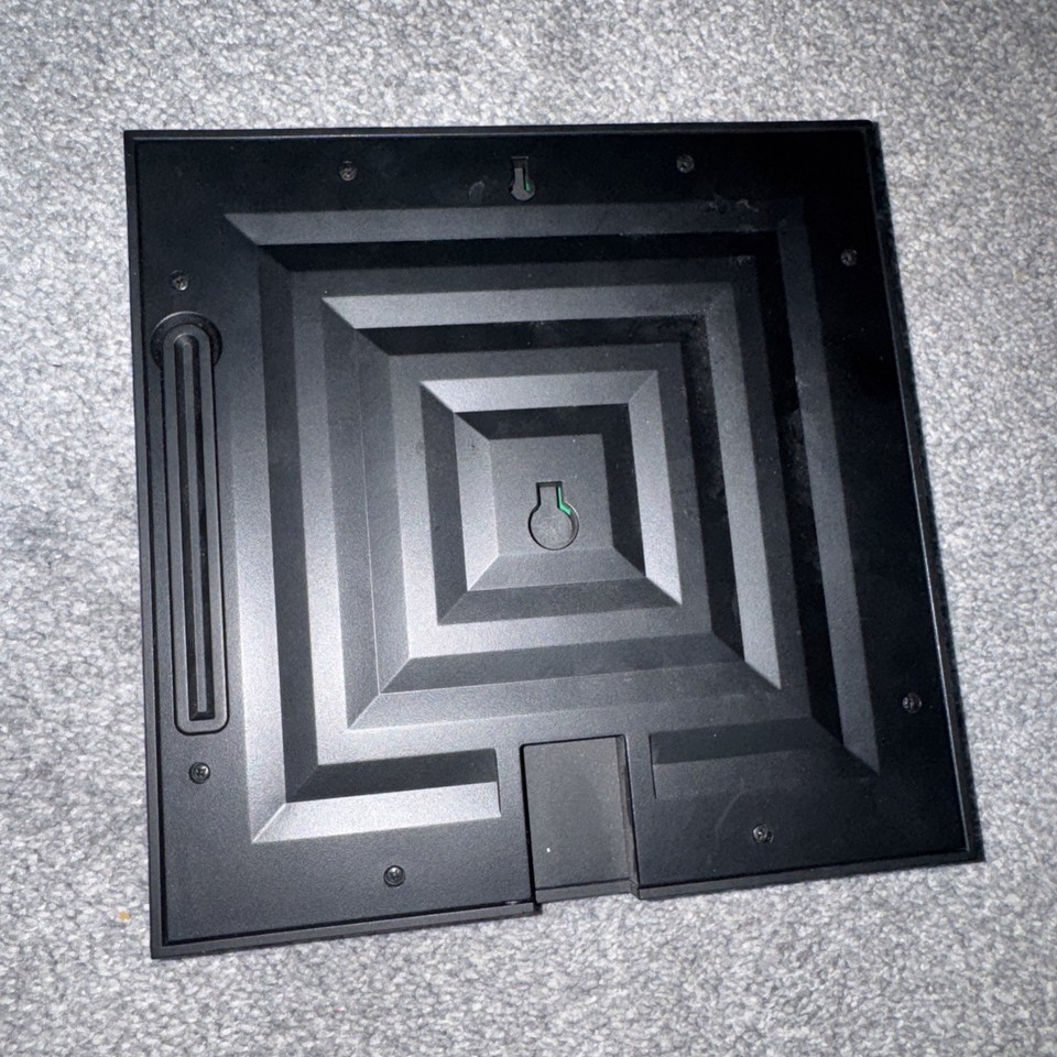 Divoom Pixoo 16 – Smart Pixel Art Display with Charger Wire Included ...