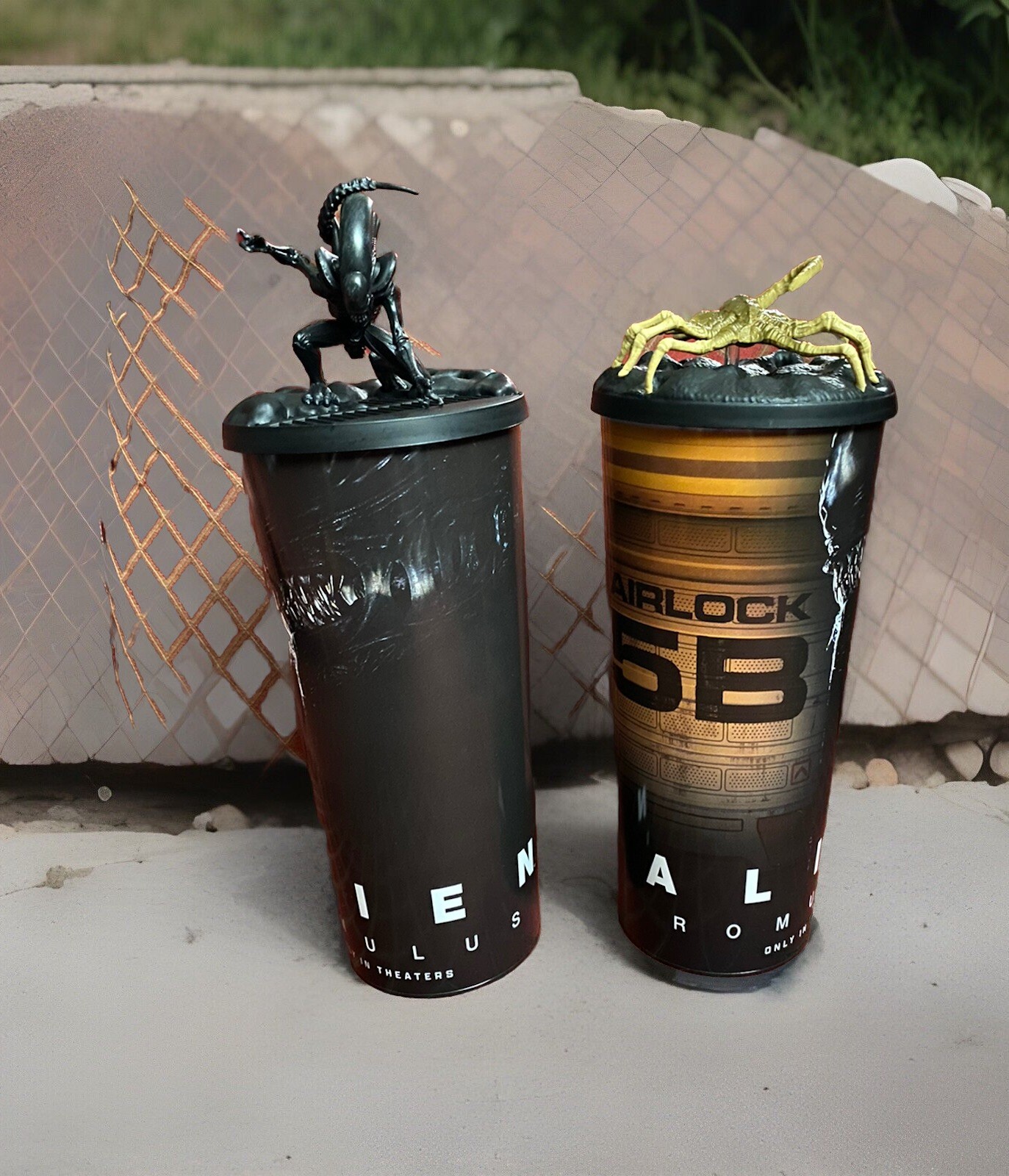 Alien Romulus Cup With Topper Regal | Grelly USA