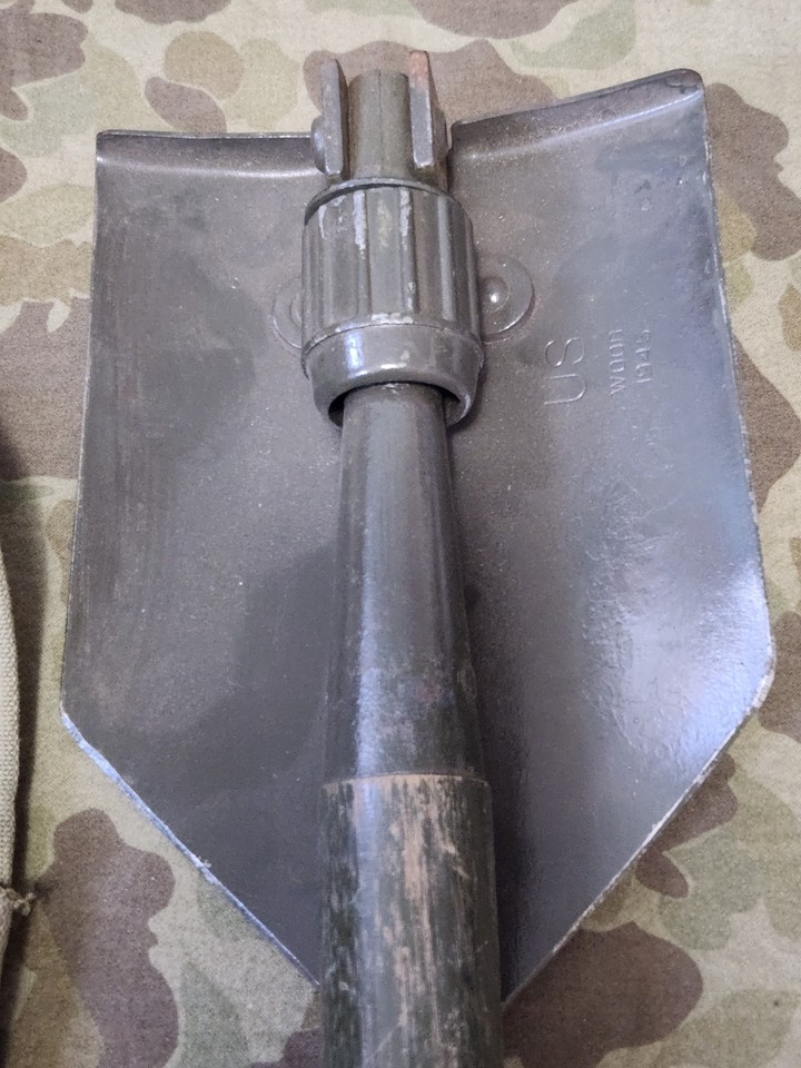 WWII US M-1943 E TOOL SHOVEL WOOD 1945 COVER USMC Marine Army ...