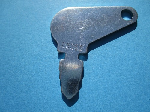 BAUMASCHINENSCHLÜSSEL FÜR BOBCAT CASE JOHN DEERE DRESSER SCHLÜSSEL NR ...