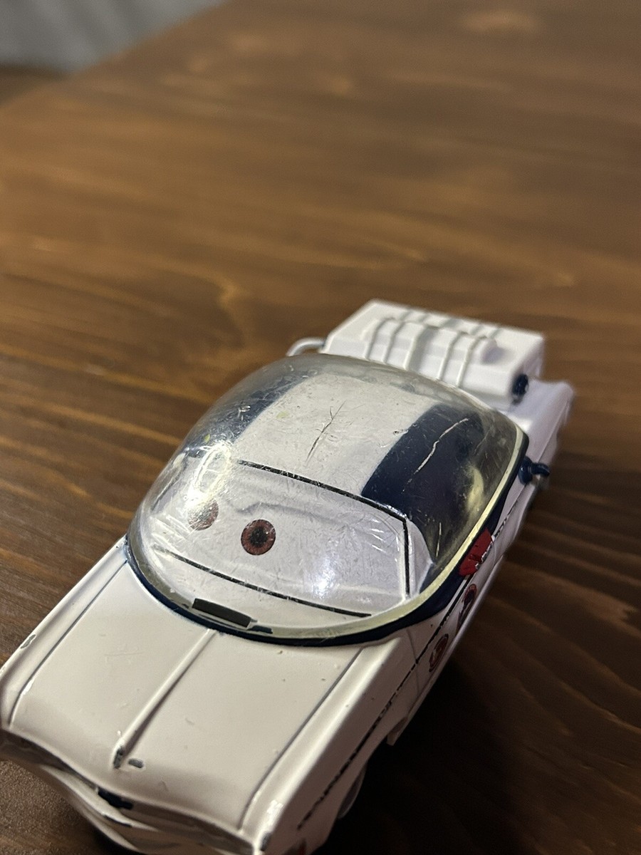 Cars Toon Mater En La Luna Impala 13 Autonaut Lightning Mcqueen Disney ...