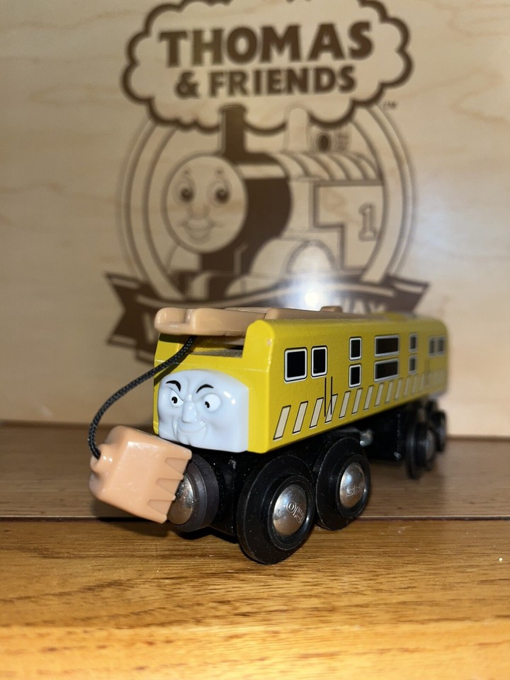 BRIO DIESEL 10 ! THOMAS FRIENDS TRAIN WOODEN RAILWAY HTF ! MAGIC ...