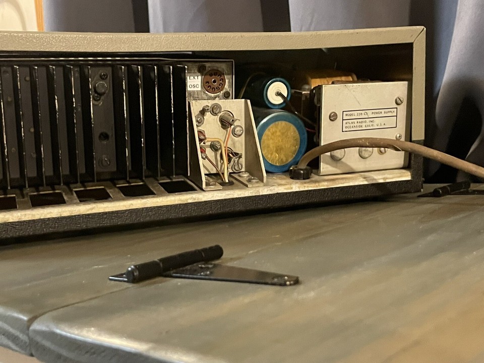 Atlas 210X Ham Radio Transceiver + Power Supply Speaker Console ...