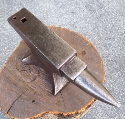 STOUT 73LB ENGLISH "MOUSE HOLE" BLACKSMITH FORGE WELDING SHOP KNIFE ...