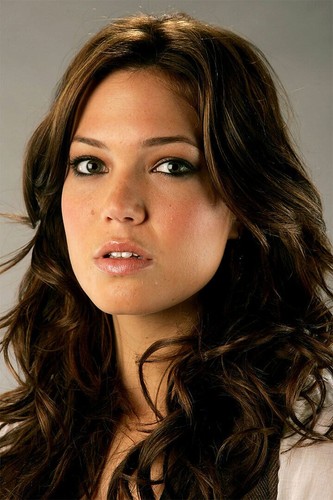616473 Mandy Moore Posing Music Artist Actor Singer Wall Print Poster ...