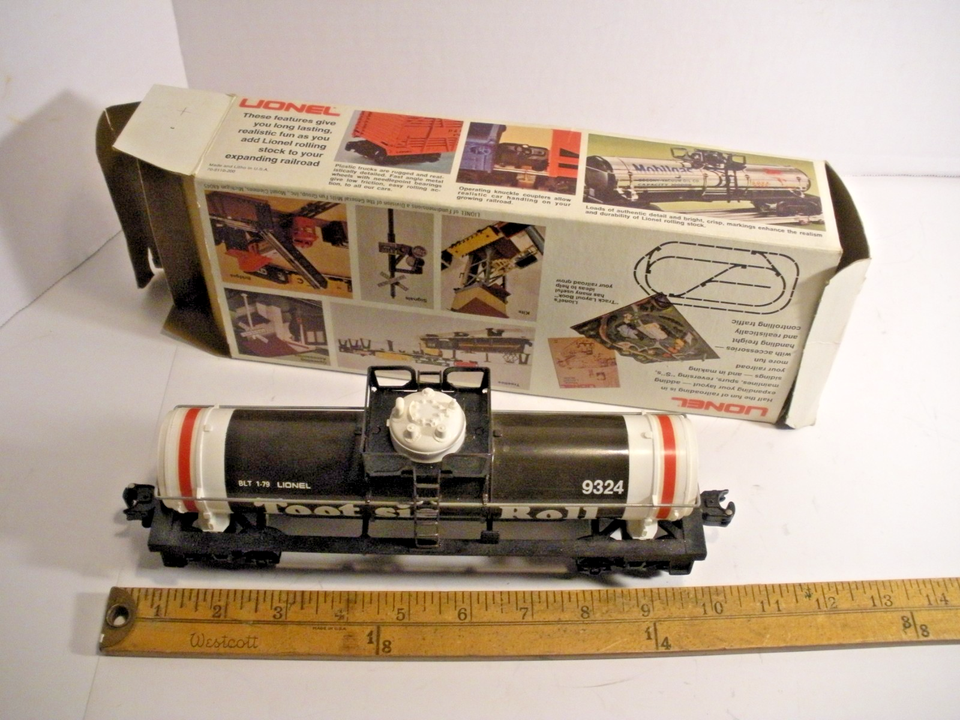 Vintage Lionel O & O27 Guage Train Tootsie Roll Tank Car 6-9324 w ...