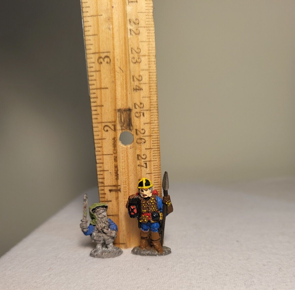 Dungeons & Dragons GRENADIER ACTION ART #8001 Miniatures Models D&D AD ...