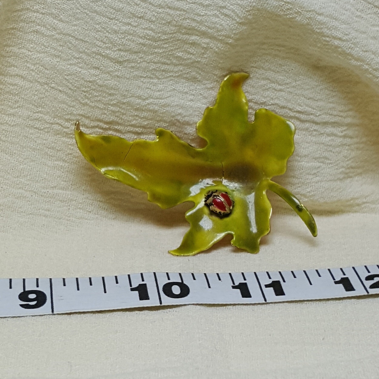 Vintage Leaf Green Ladybug Brooch Pin - Gem