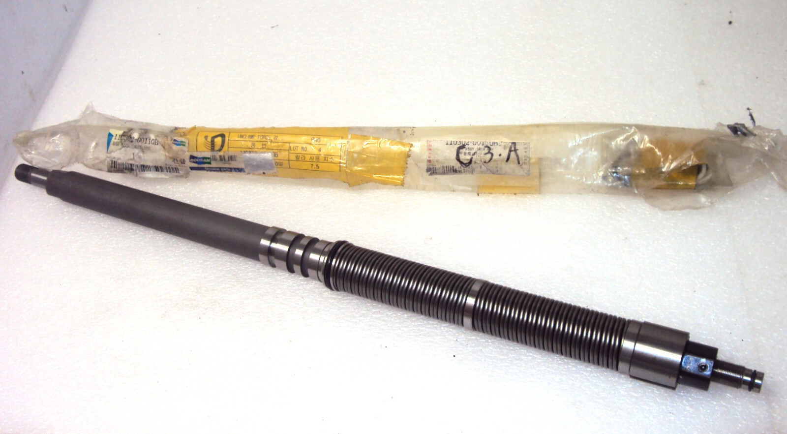 Doosan 11C302-00110B HSK Draw Bar Assembly | eBay