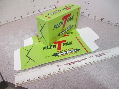 WRIGLEY'S chewing gum pack 1990s candy store display mockup sample box ...