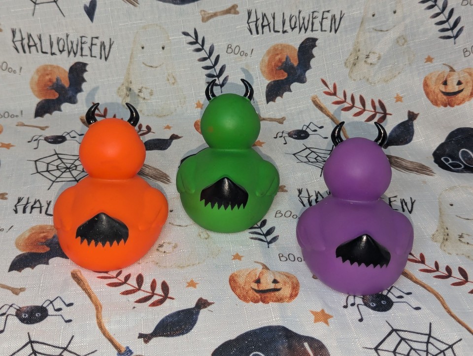 Lot of 3 Vintage 2000 Evil Devil Duckie Rubber Duck Accoutrement 3.5 ...