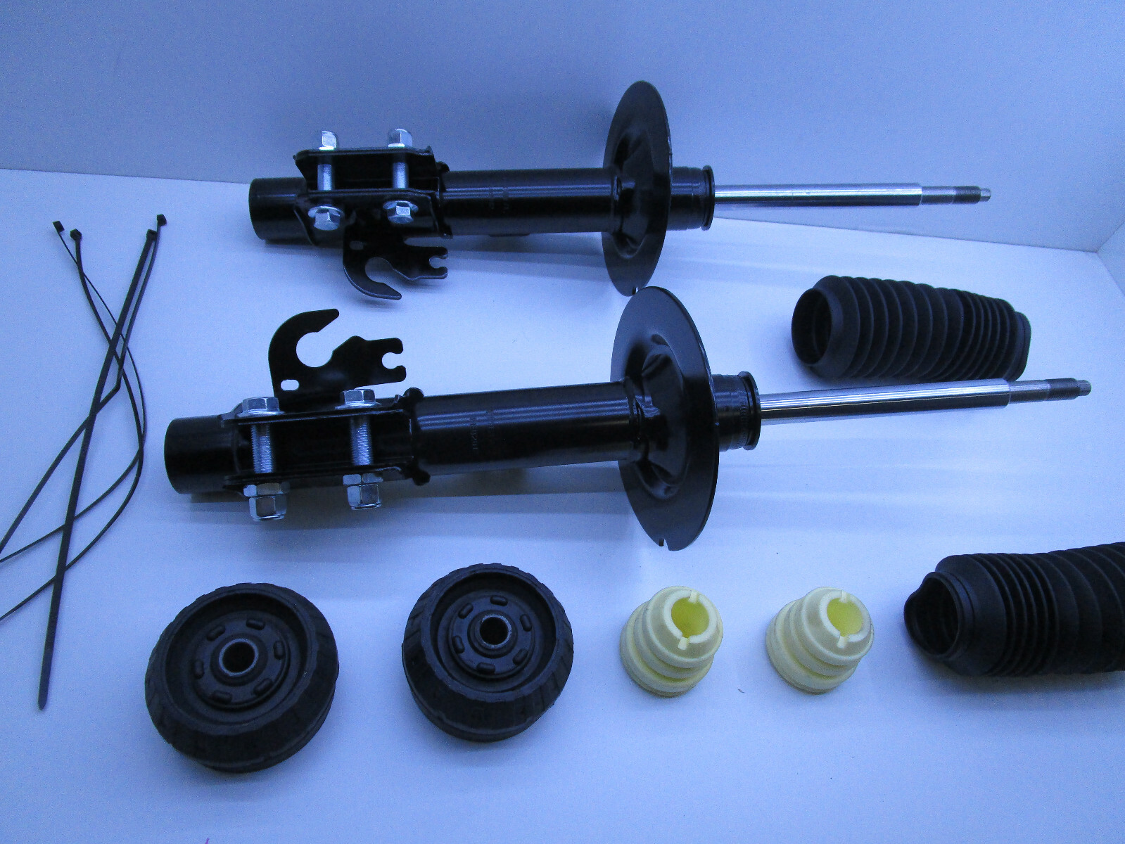 VE UTE HOLDEN COMMODORE UTE V6 V8 FRONT Shock Absorber Strut Mount Kit ...