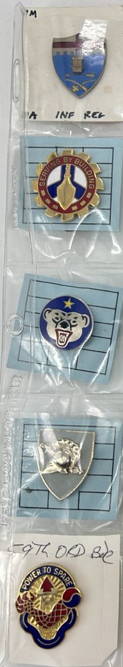 20 Assorted Army Crests DUI DI Infantry Engineer Signal Support West ...