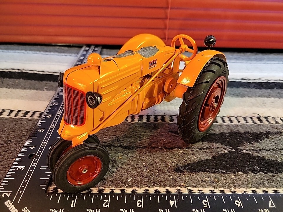 Minneapolis Moline R 1/16 diecast farm tractor replica by Clearwater ...