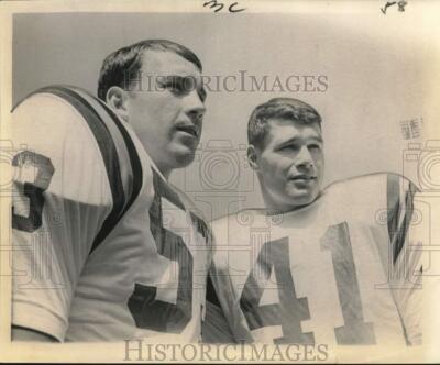 1967 Press Photo Mike Vincent and Bill Bass, football players ...