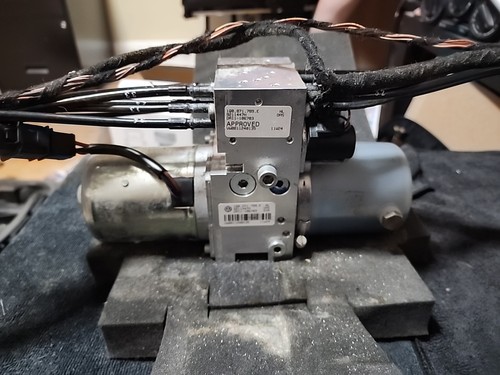 2007-2016 VOLKSWAGEN EOS CONVERTIBLE TOP HYDRAULIC MOTOR LIFT PUMP OEM ...