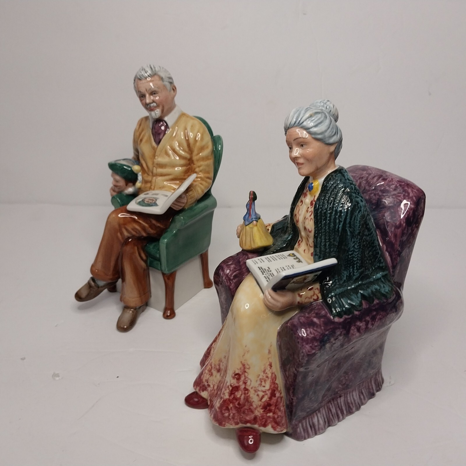 2 ROYAL DOULTON Figurines "Prized Possession" & "Pride & Joy" - HN2942 ...