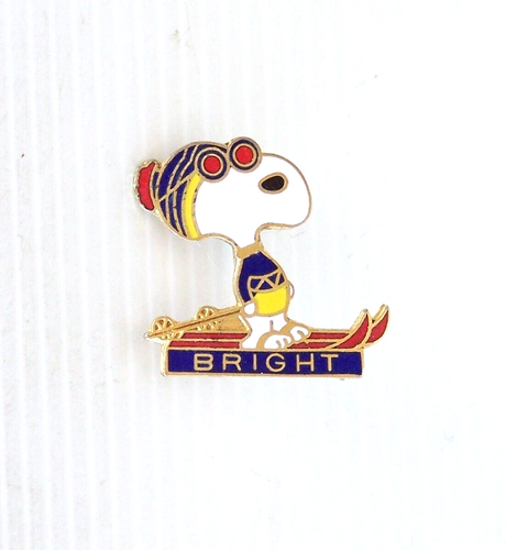 VINTAGE BRIGHT VICTORIA SNOW SKIING SOUVENIR LAPEL HAT TIE COAT PIN ...