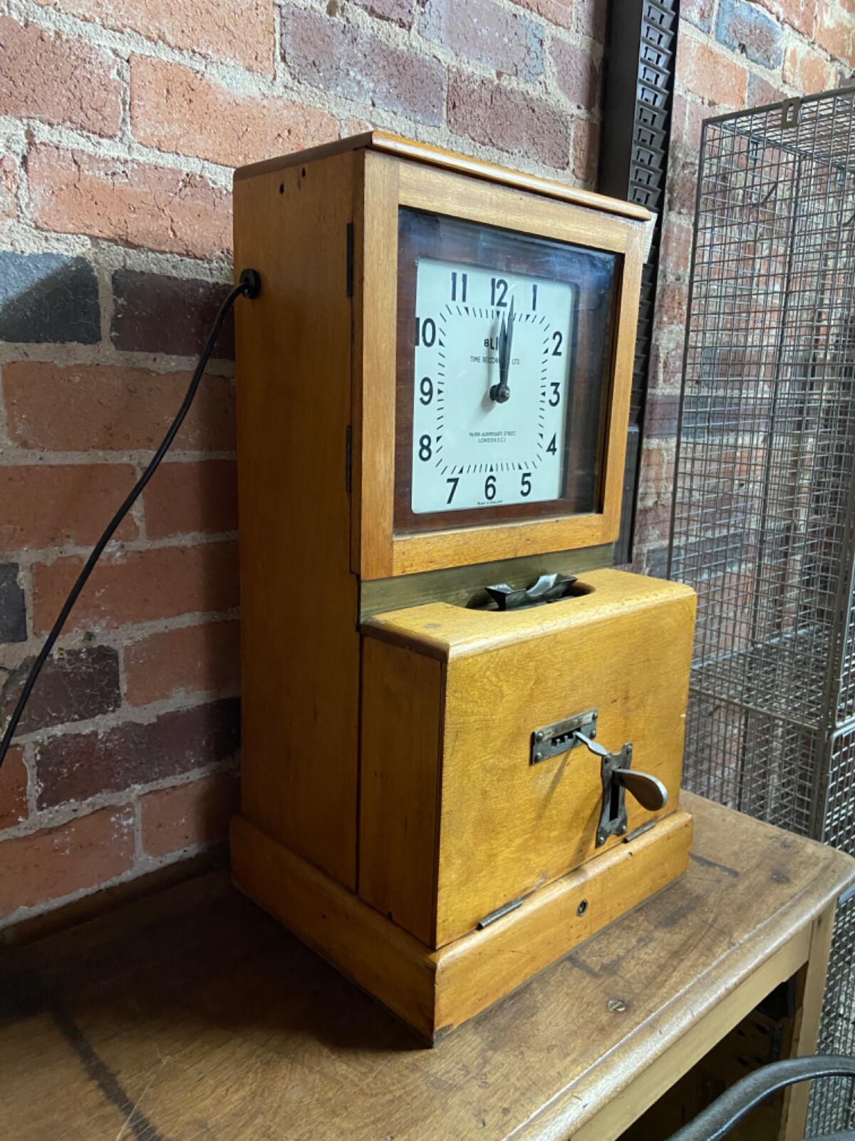 Vintage Clocking In Clock Machine Time Recorder Factory Clock Blick ...