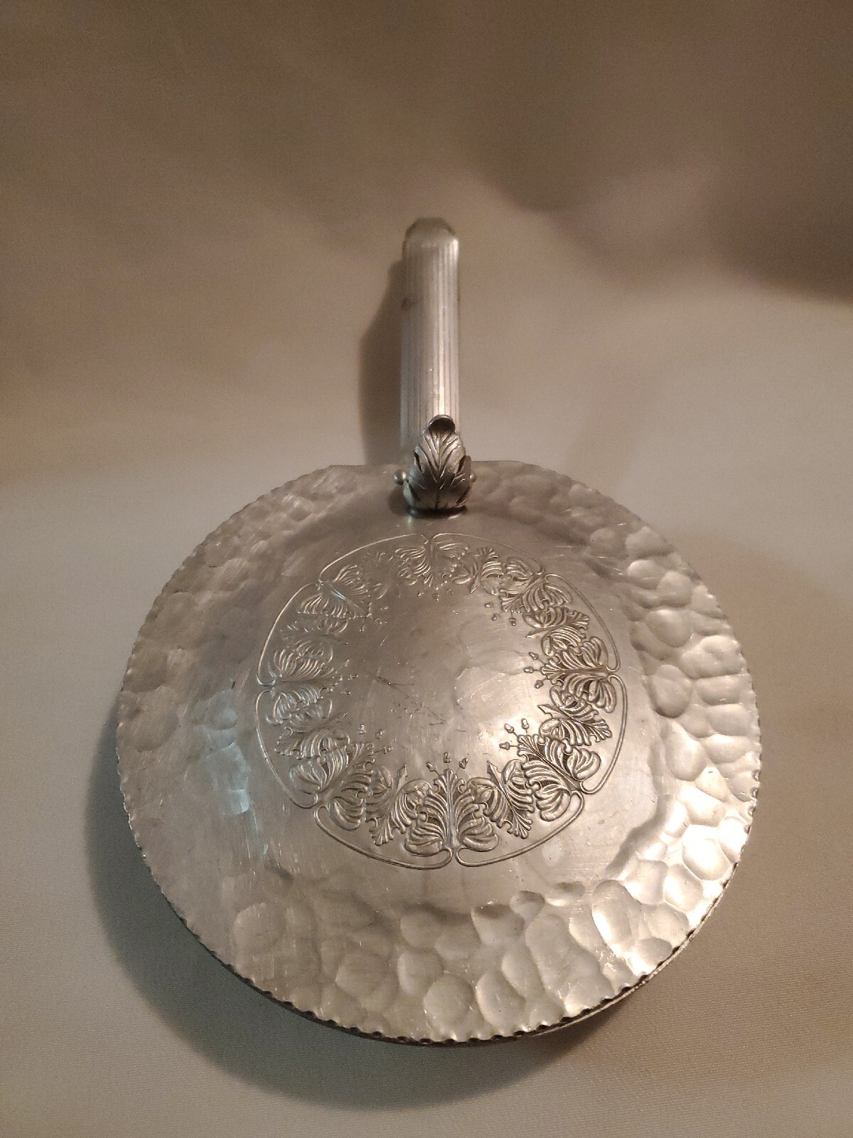 Silverlook Continental Hand Wrought Hammered Aluminum Silent Butler ...