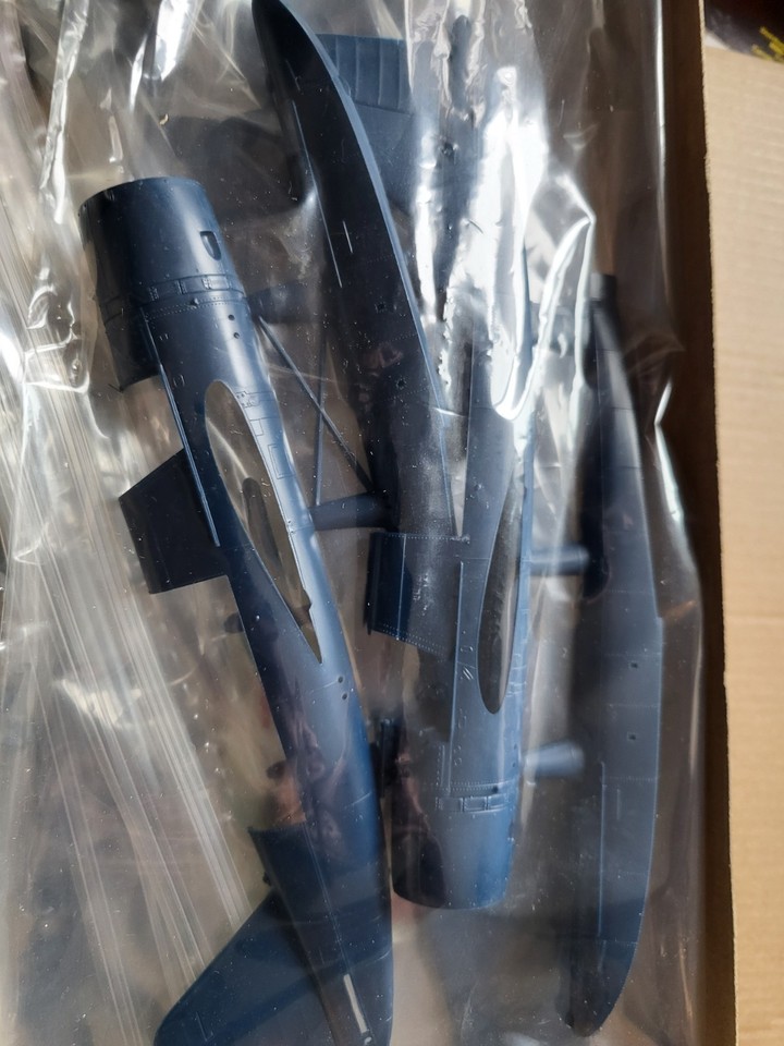 VINTAGE 1966 Monogram OS2U-3 Kingfisher Model Scale 1/4 Inch 1:48 PA135 ...