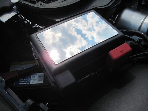 Saturn Sky Pontiac Solstice 2.0L Base Engine Cover Combo w/ Fuse Box ...