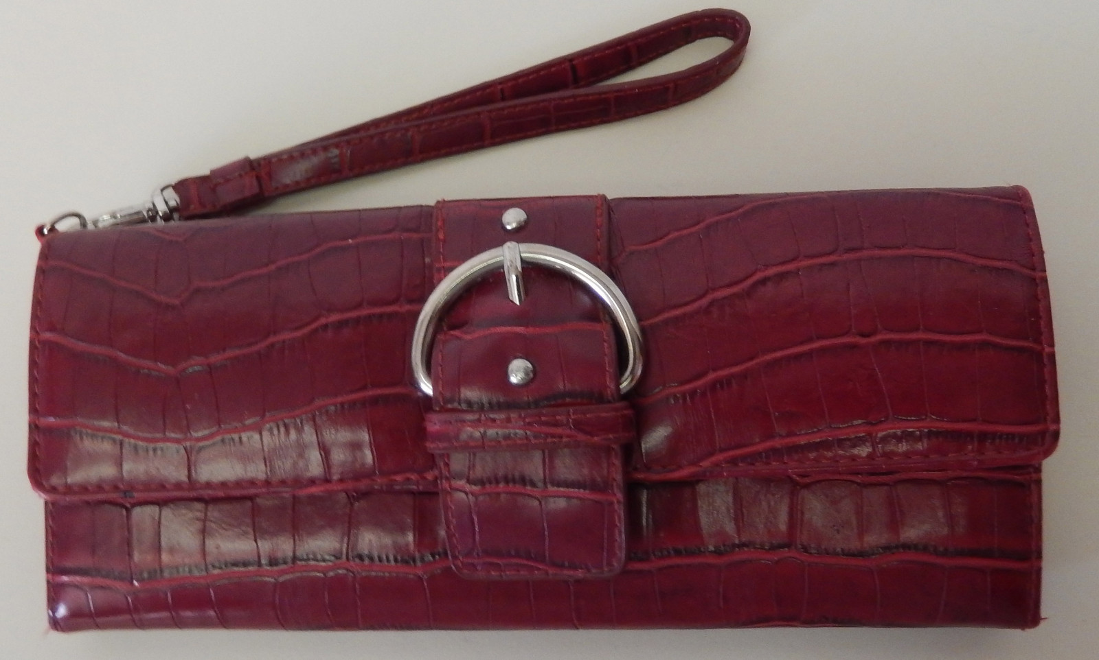 Gorgeous Red Buckle Front Croc Clutch Wristlet Wallet Organizer Handbag ...