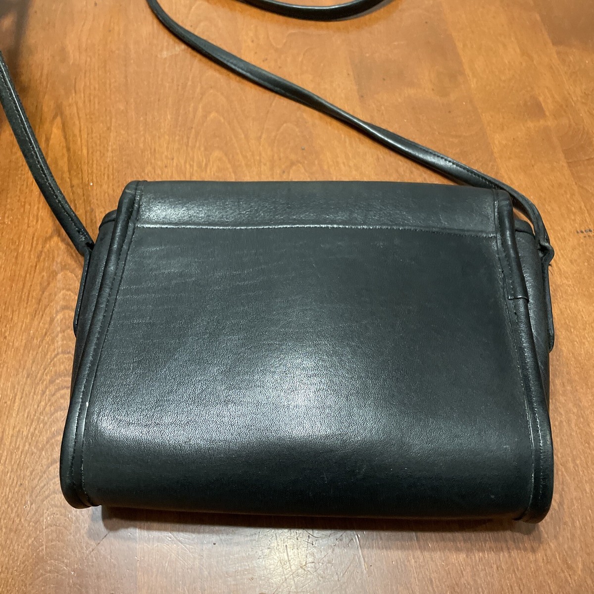 Vintage Coach Chrystie Bag Crossbody Black Leather 9892 | eBay Vintage Coach Chrystie Bag Crossbody Black Leather 9892 | eBay