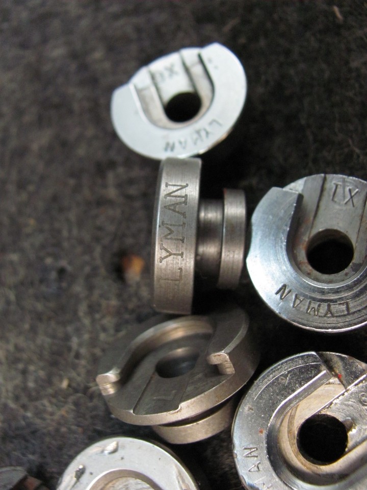 9 Lyman Reloaders Shell Holders- & One RCBS See Pictures For Numbers- 10 pieces | eBay