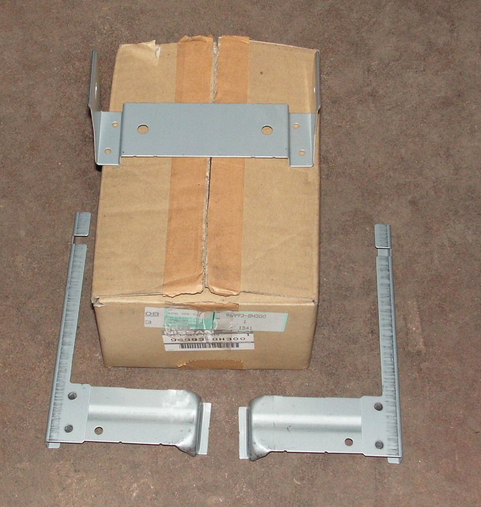 Nissan Xtrail T30 Luxury Sport Rear Console Box Reinforcement 96993 ...