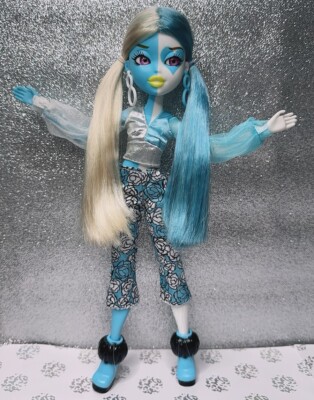 MGA Bratz Bratzillaz Glam Gets Wicked Switch-A-Witch Blue Mime Clown ...