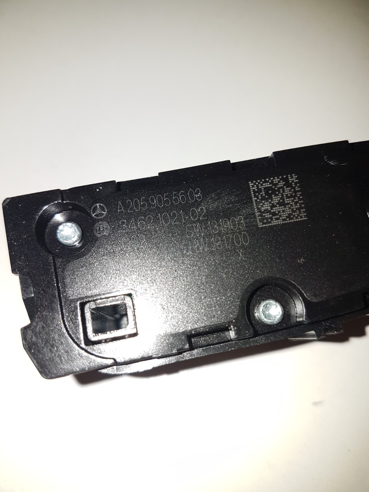 MERCEDES-BENZ C W205 2014 LHD LOWER CONTROL PANEL RIGHT SWITCHES ...