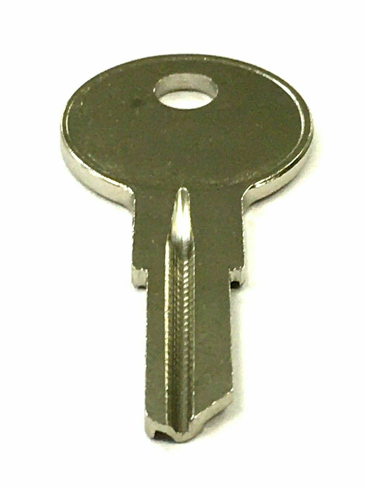 1 New Fulton Hitch and Coupler Locks Key Blank B3 1098L 98L HN2 Keys ...