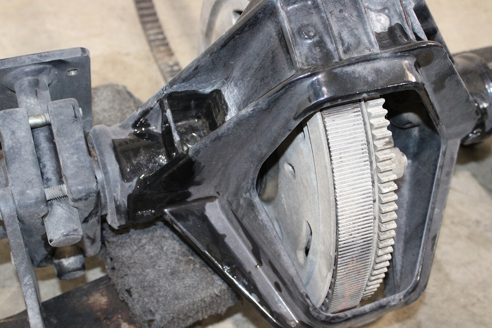 2009-2023 Harley Davidson Freewheeler Tri Glide Rear Axle End Assembly ...