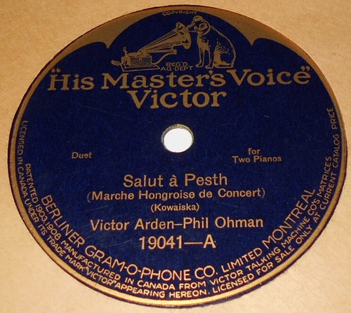 Victor 19041 Victor Arden & Phil Ohman Salut a Pesth / Dance of The ...