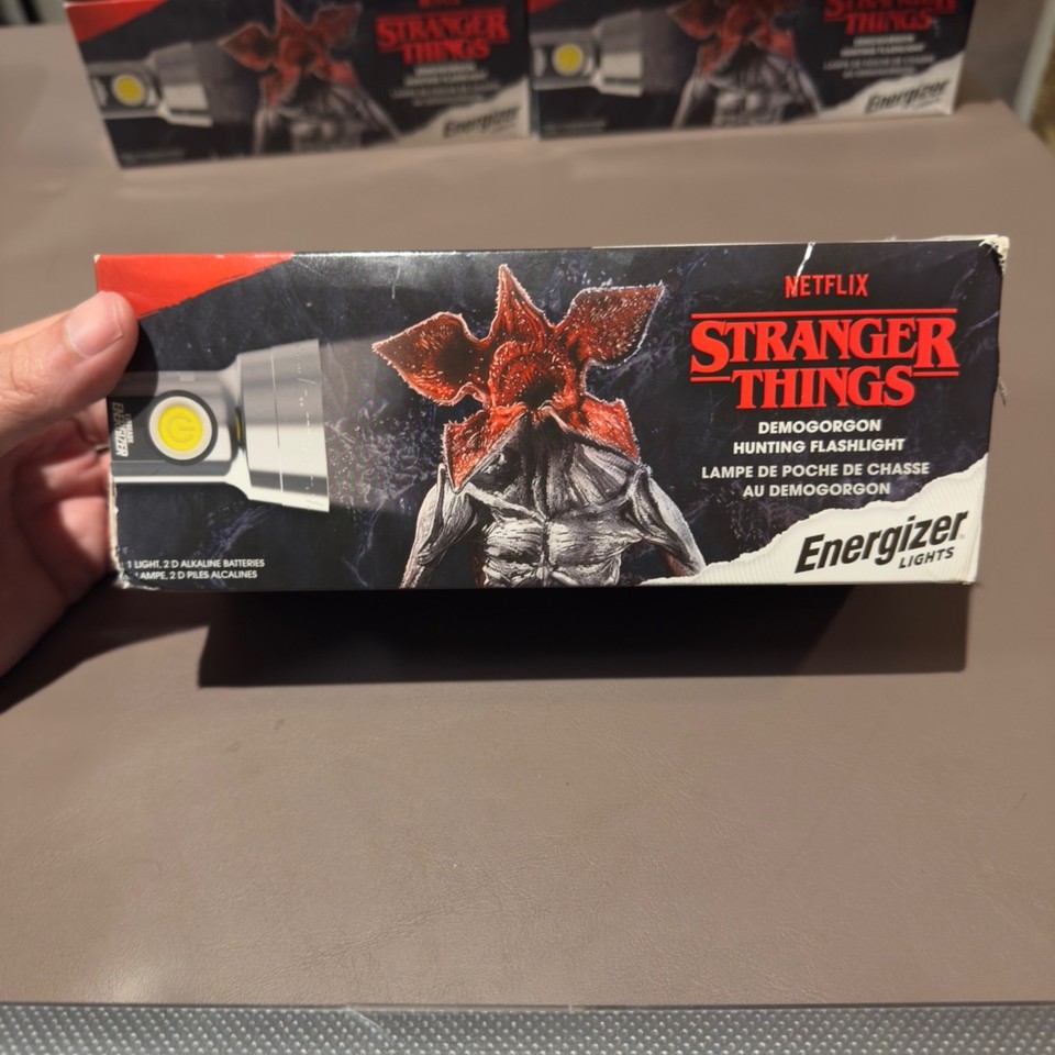Netflix Official Stranger Things Demogorgon Retro Hunting LED ...