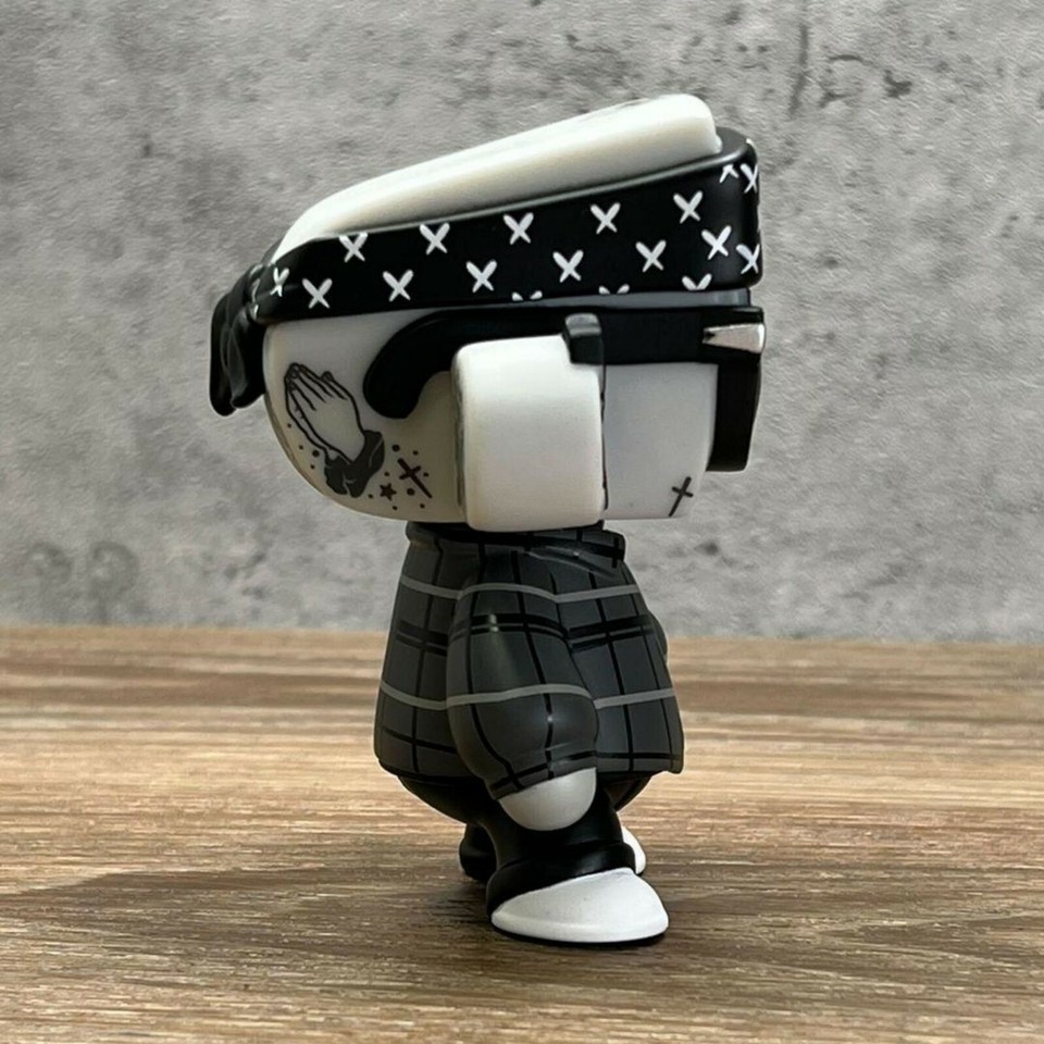 MAD*L Citizen - Skin Deep Edition - No Love City Exclusive Jeremy Madl ...