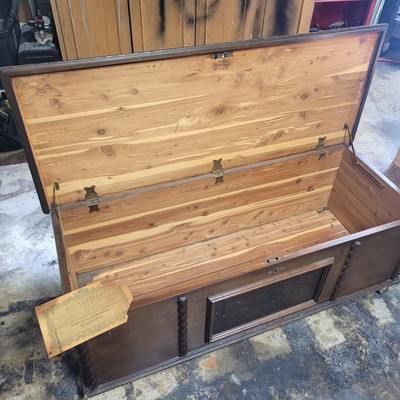 1900-1950 - Roos Cedar