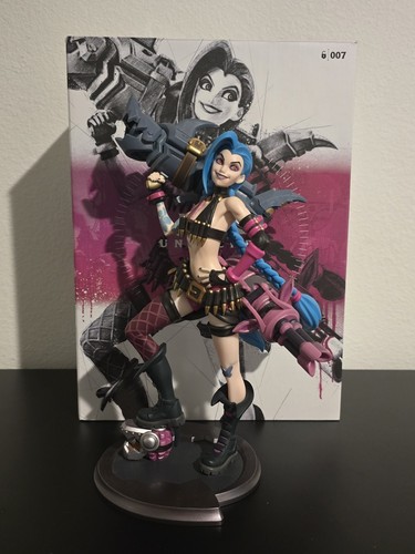 Jinx Unlocked Statue with Arcane Promo Box League of Legends ...
