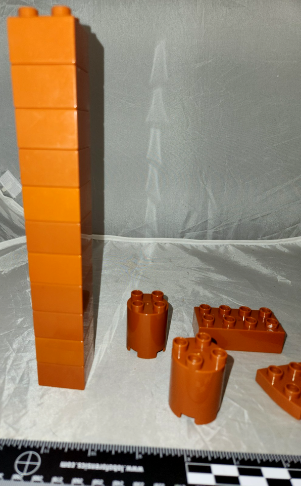 Lot of 16 Brown Lego DUPLO Bricks 2x2, 2x4, 2 x4 Round, Round Corner ...