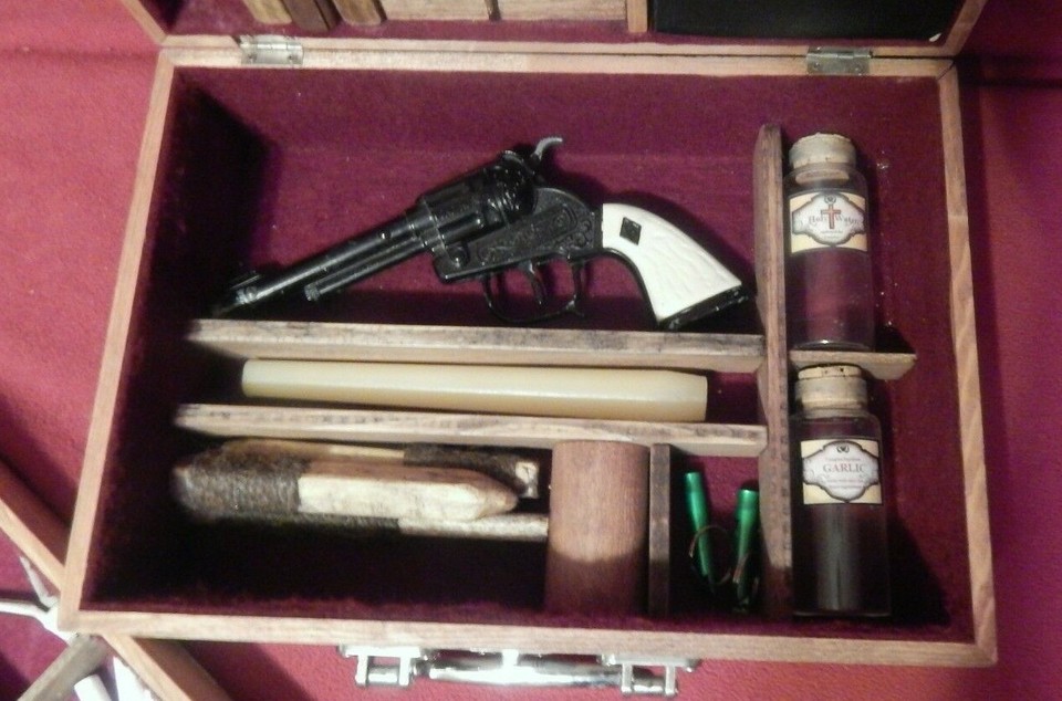 Buffy Style, Vampire Slayer, Hunter, Killing Kit | eBay