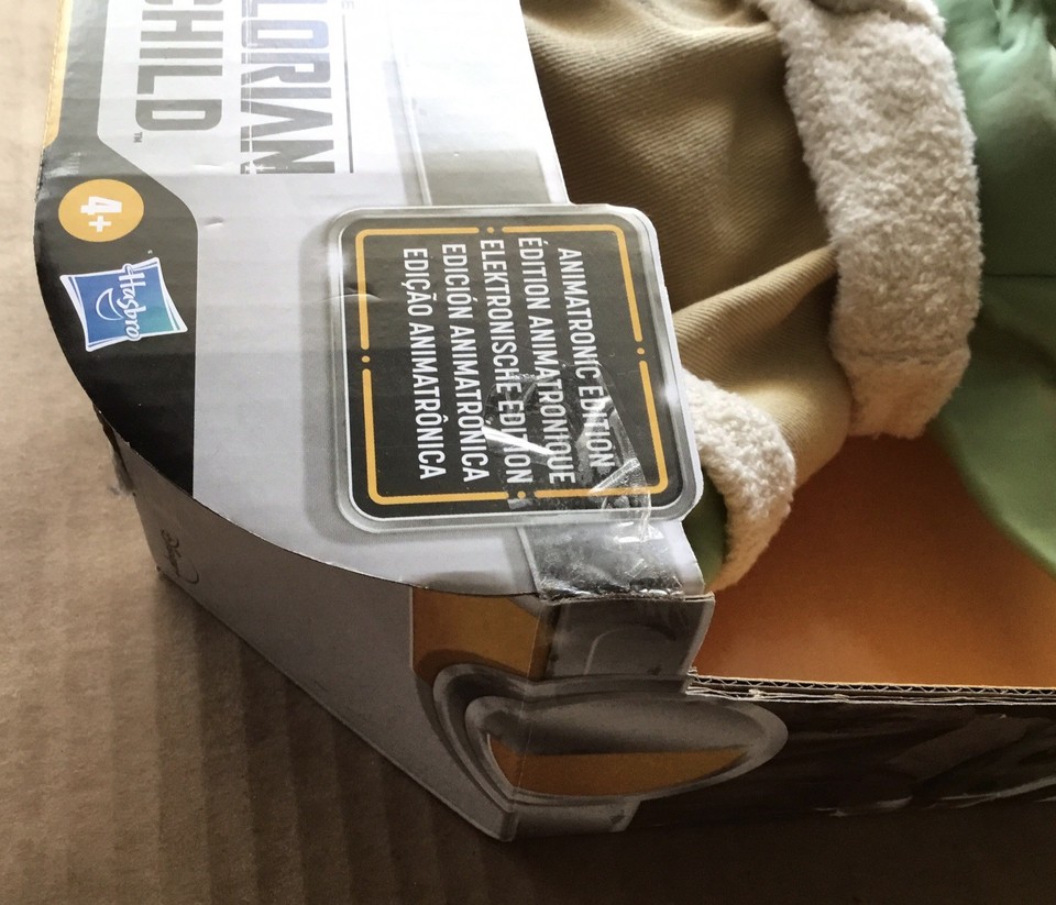 Star Wars Mandalorian Animatronic Edition The Child Baby Yoda Grogu ...