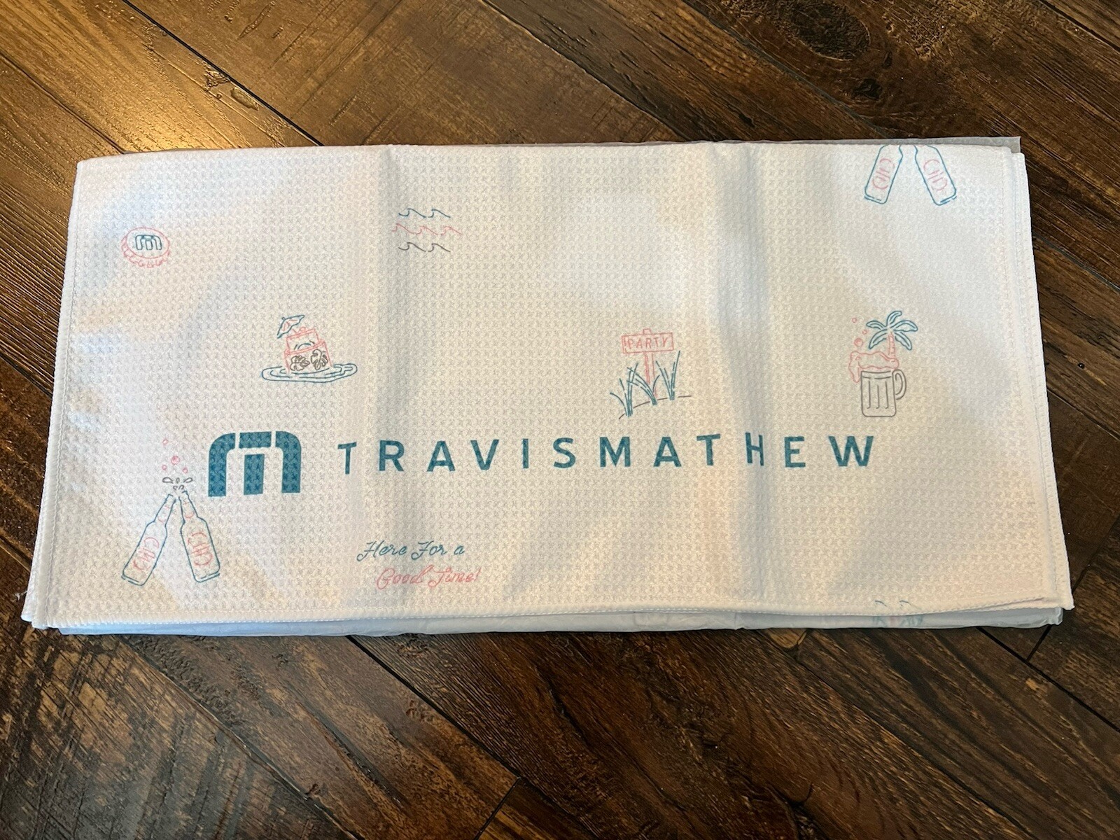NEW TRAVIS MATHEW Microfiber Golf Towel New 40"x20" | eBay
