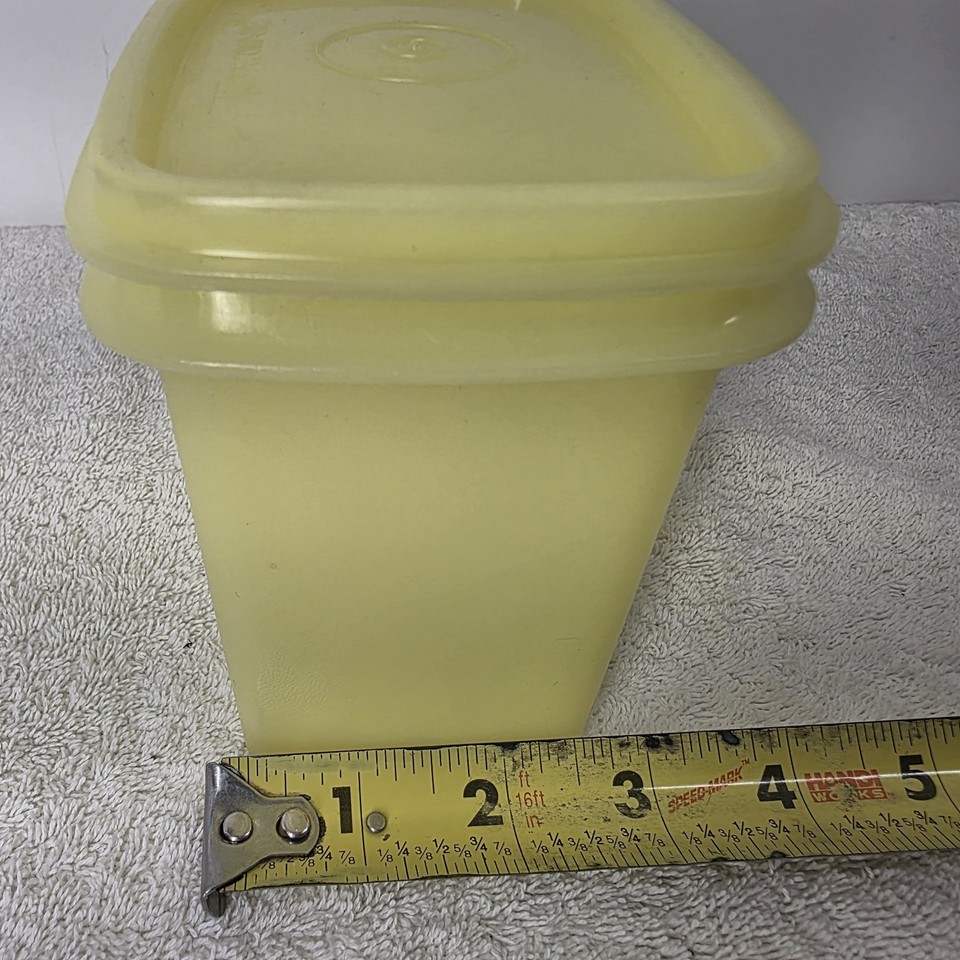 Vintage Tupperware #1243 Yellow Shelf Saver Storage Containers Lot Of 2 ...
