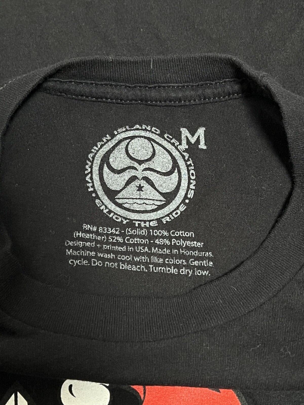 HIC Hawaiian Island Musubi Shaka Kalikimaka Black T-Shirt Christmas ...