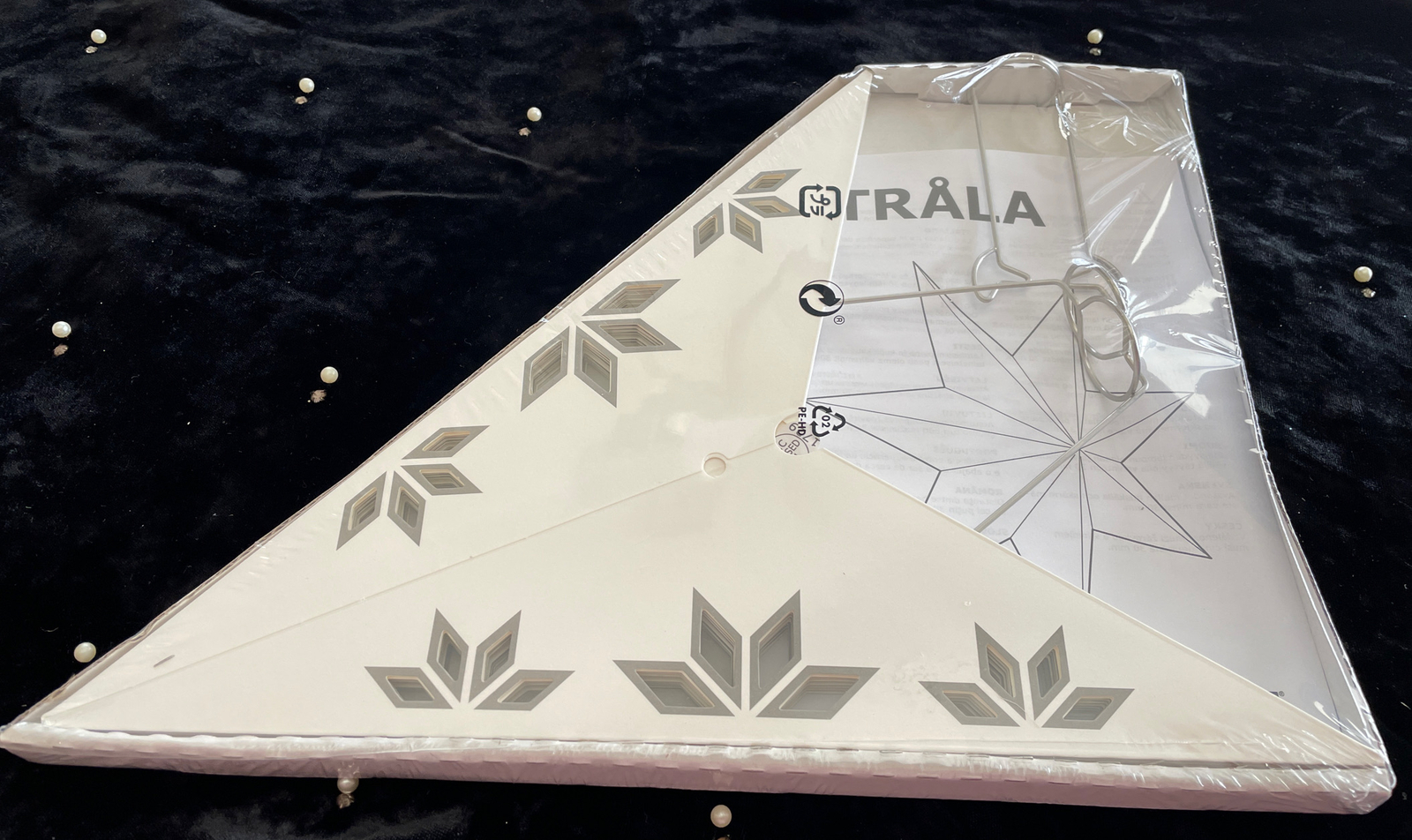 IKEA Strala Star Pendant Lamp Shade, Snowflakes White Gray 24" New 803. ...